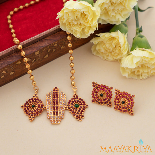 Shanku Chakra Nama Pendant Set with Chain – Maayakriya